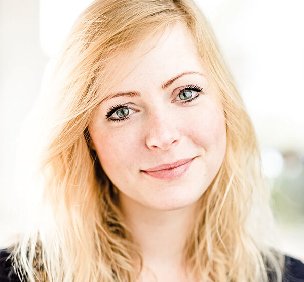 Interview with Bestselling Author Virginia Fox | Feiyr Blog